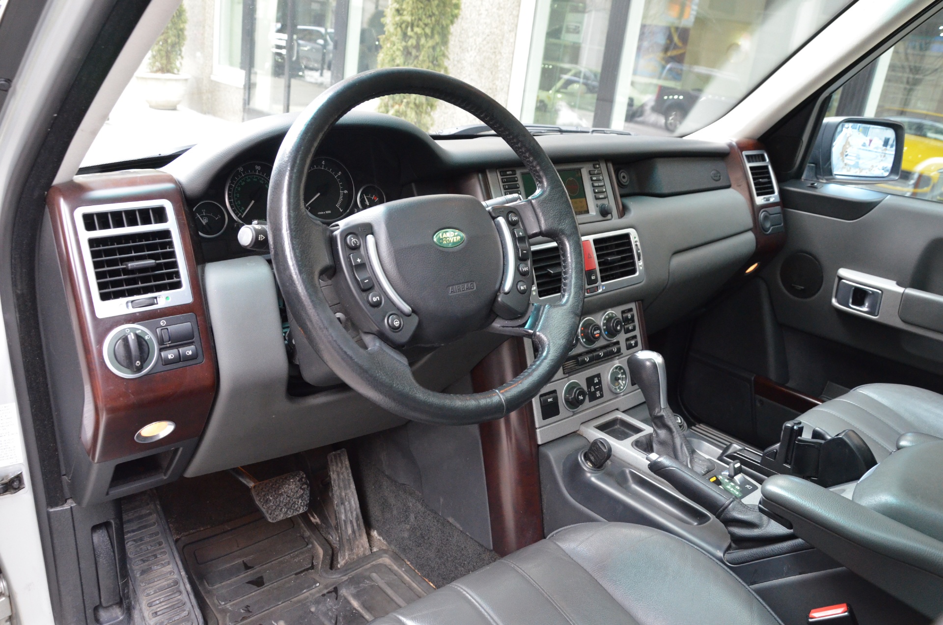 2004 Range Rover Interior